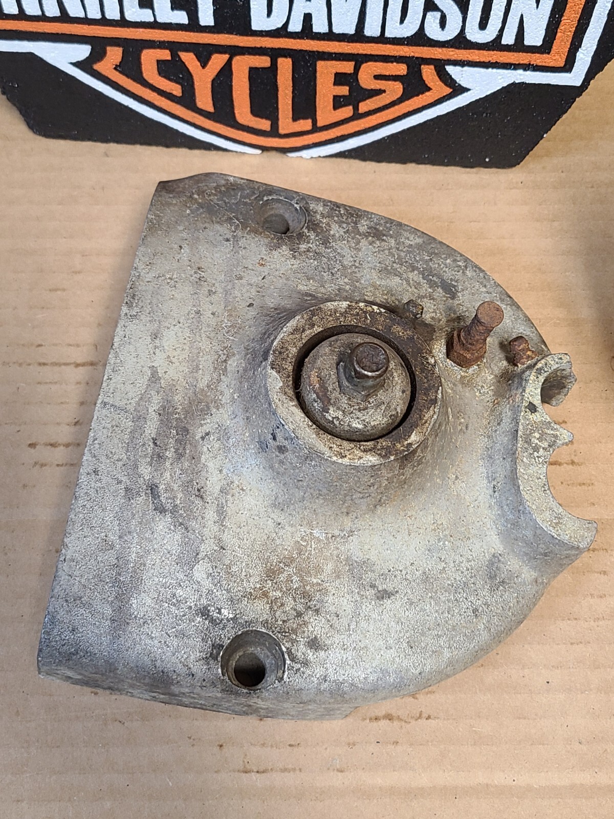 HARLEY IRONHEAD SPORTSTER 900 SPROCKET COVER KICKER 74-52 Xl K MODEL | eBay