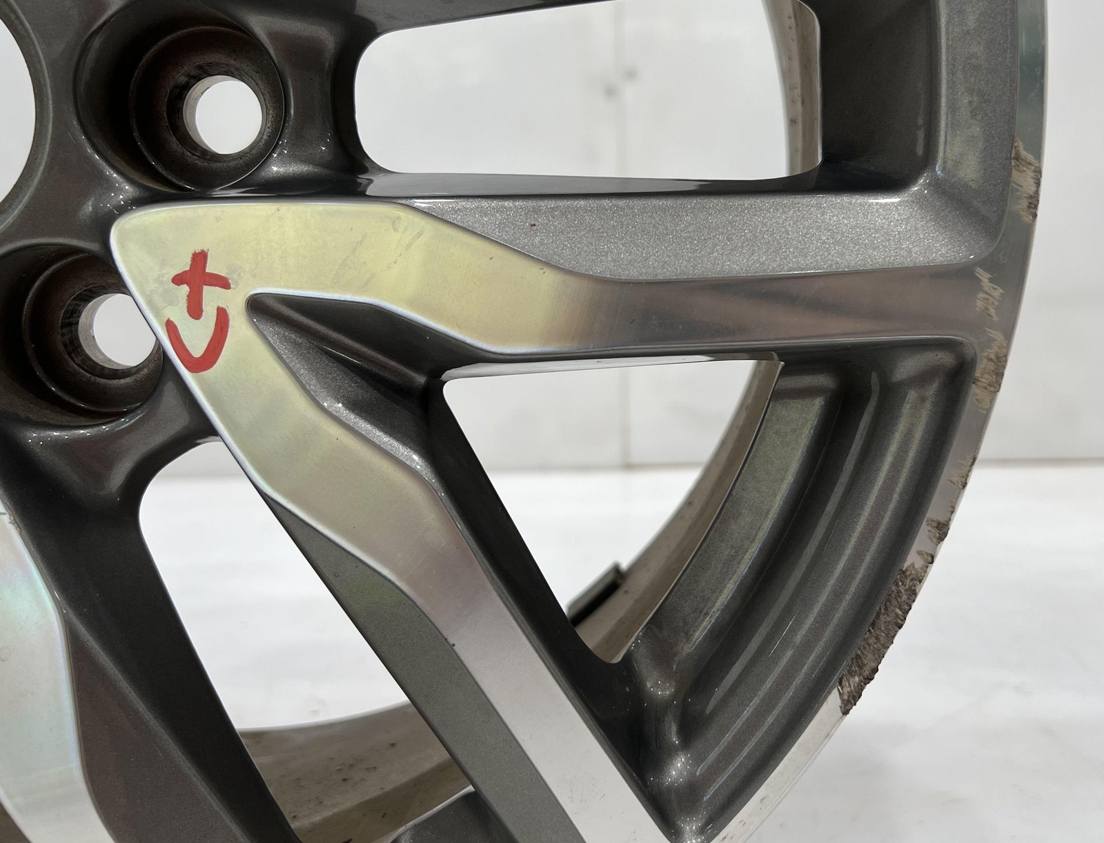 2017 - 2019 GMC Acadia Alloy Wheel 18x7-1/2 Option RSZ OEM 22996314 | eBay