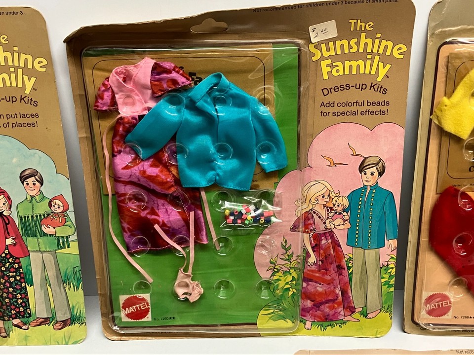 Lot of 5 ** vintage 1975 Mattel THE SUNSHINE FAMILY Dress-up Kits Doll ...