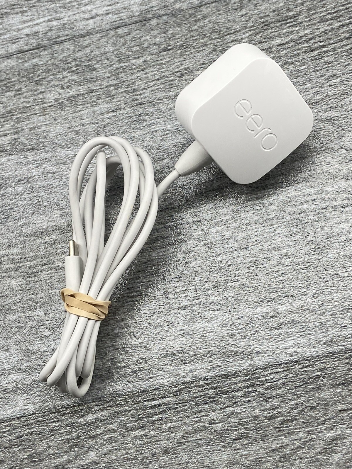 Eero J010001 White Wireless Two-Ethernet Ports AC Dual-Band Mesh Wi-Fi ...