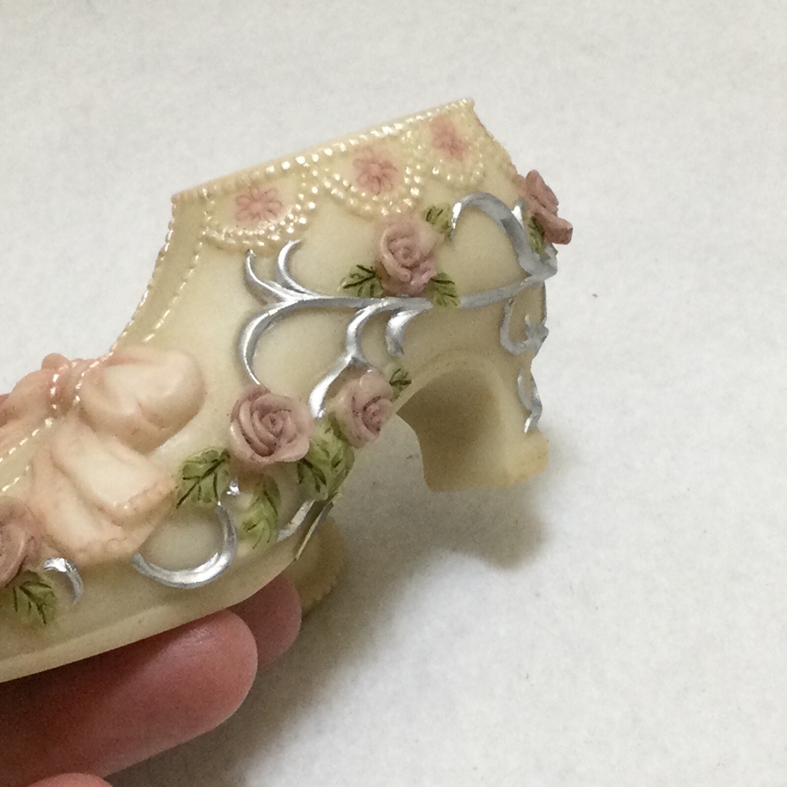 Vtg Dezine Hand Painted Shoe Trinket Box W Lid Roses & Pearls Design ...