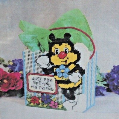 Vtg HEARTLAND STITCHES Plastic Canvas Cross Stitch Bumble Bee Friend ...