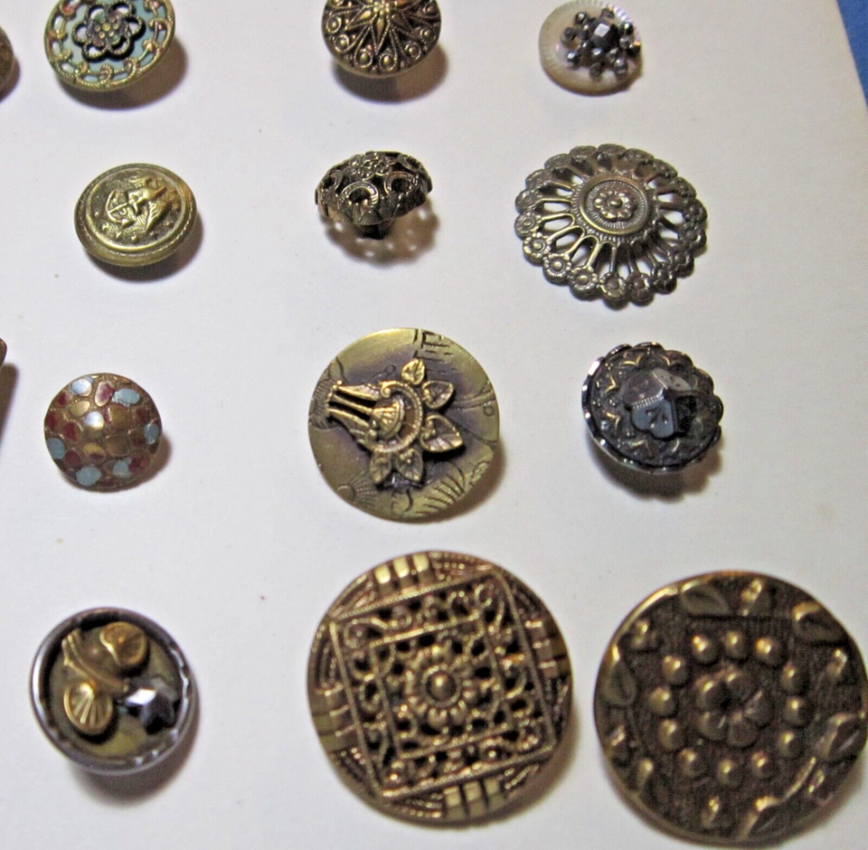 Vintage Lot of 32 Victorian Metal Buttons ~ Assorted Picture Filigree ...