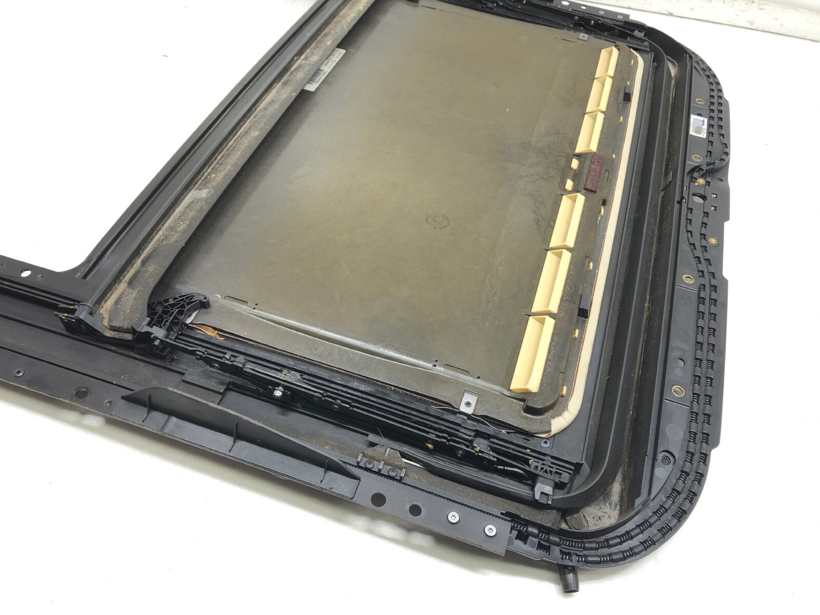 2012-2018 AUDI A7 SUNROOF FRAME W/ SUNSHADE OEM. | eBay