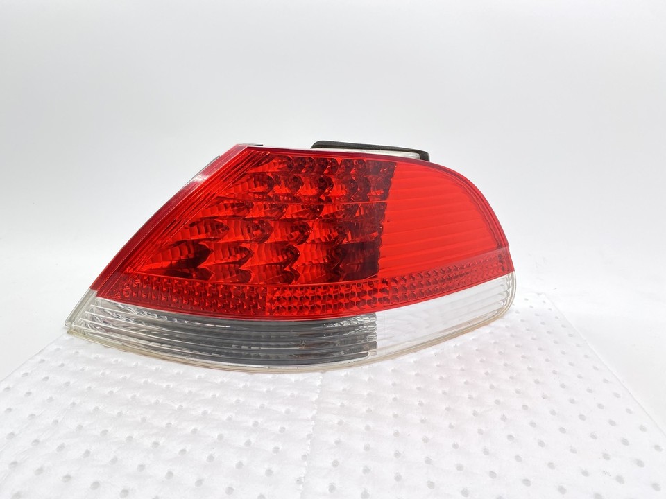 BMW E65 E66 E67 7 SERIES RIGHT TAIL LIGHT 7164736 63217164736 AA FS | eBay