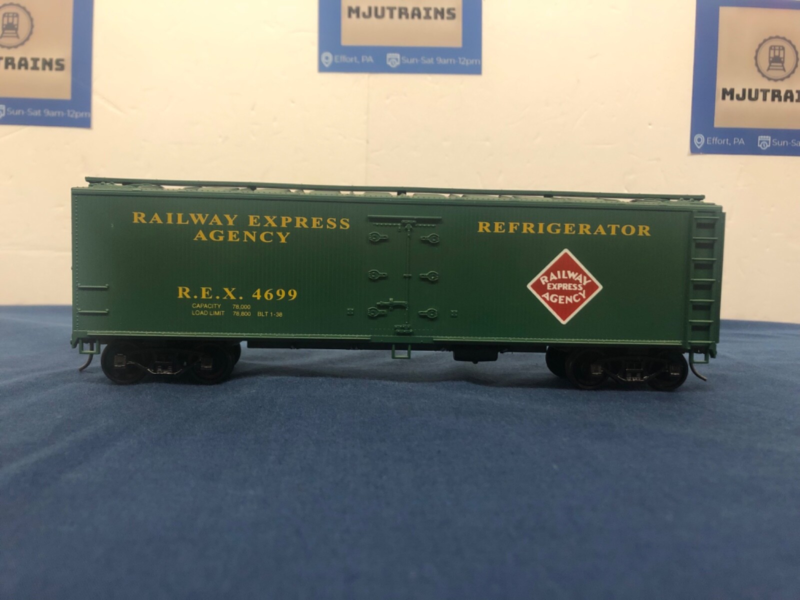 CMP/Weaver Railway Express Agency #4699 Woodsided Reefer Car 2-RAIL NO ...
