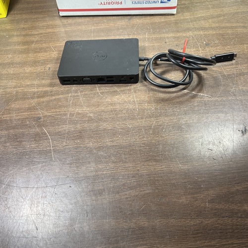 LOT OF 4 DELL K17A WD15 USB-C DOCKING STATION | eBay
