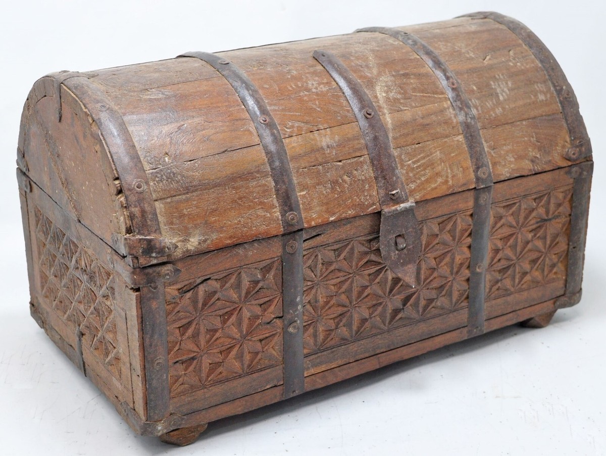 Wooden Chest Box