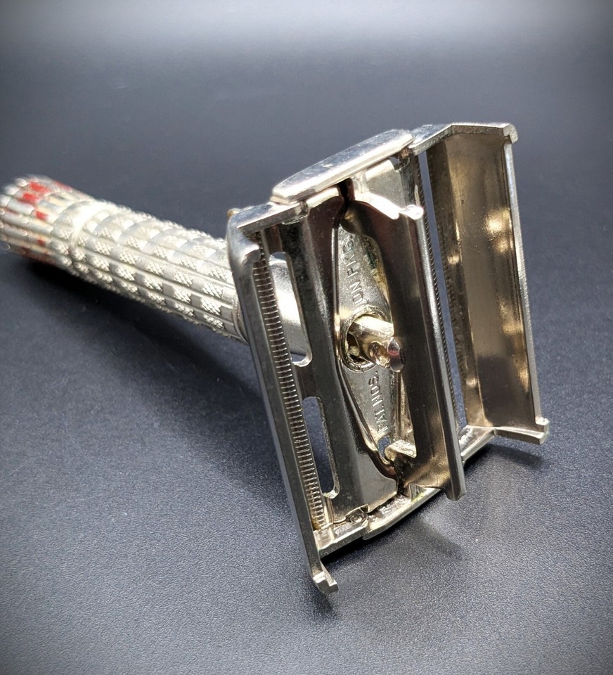 Vintage B3 1956 Gillette Super Speed Flare (Red) Tip Double-edge Safety ...