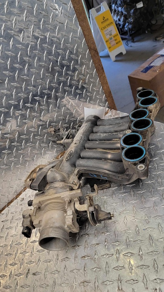 2004-2006 Ford Ranger Intake Manifold | Genuine OEM
