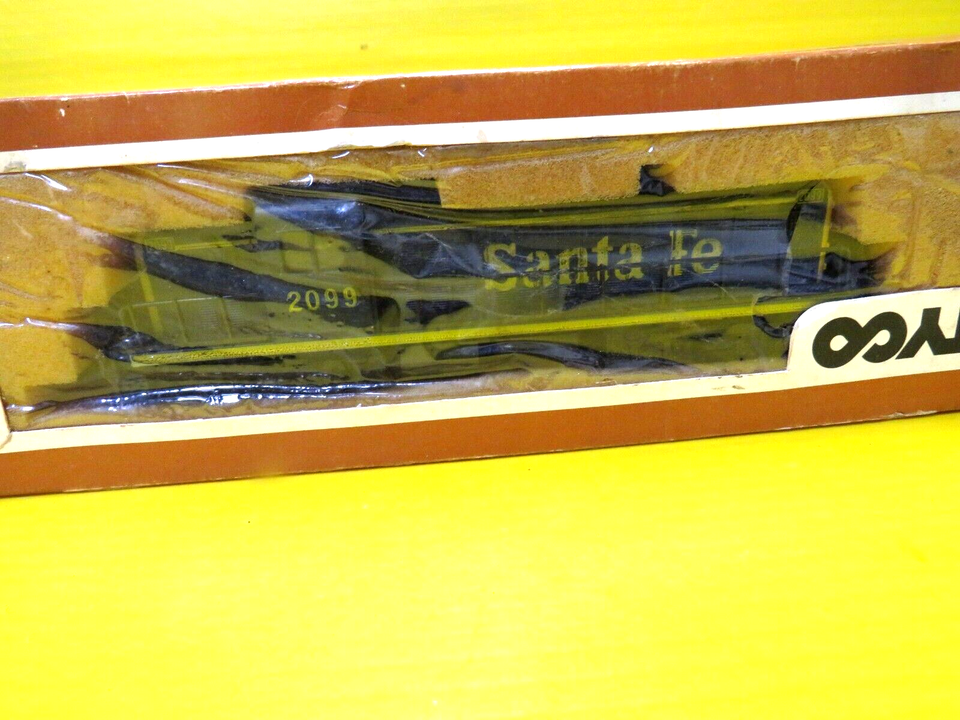 TRAIN CAR HO Scale AHM SANTA FE 2099 stored in a Tyco Box | eBay