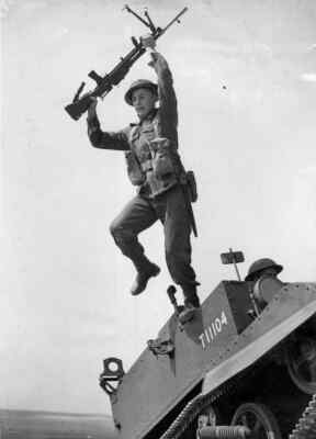 WW2 Photo Australian Troops Bren Gun Australia WWII World War Two ANZAC ...