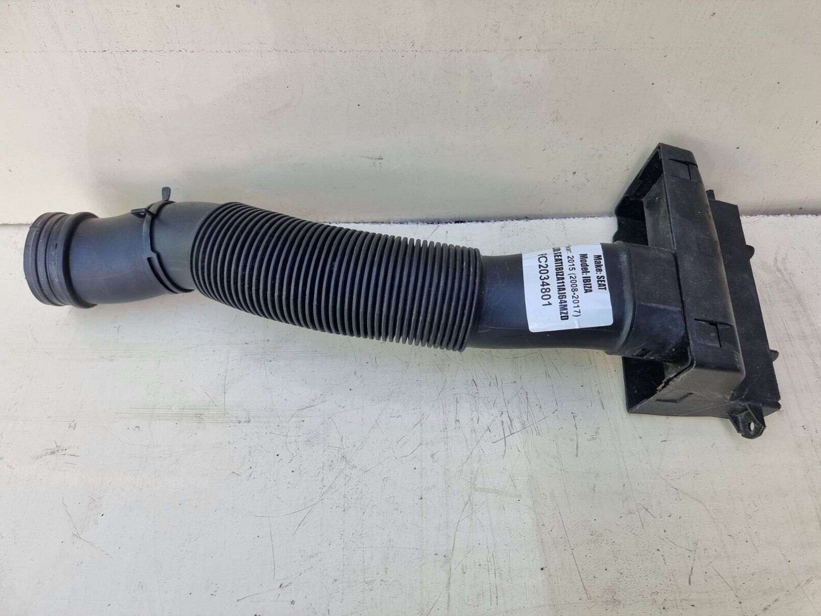 SEAT IBIZA 1.4 PETROL 2008-2017 AIR INTAKE HOSE PIPE DUCT 1T0805971 | eBay
