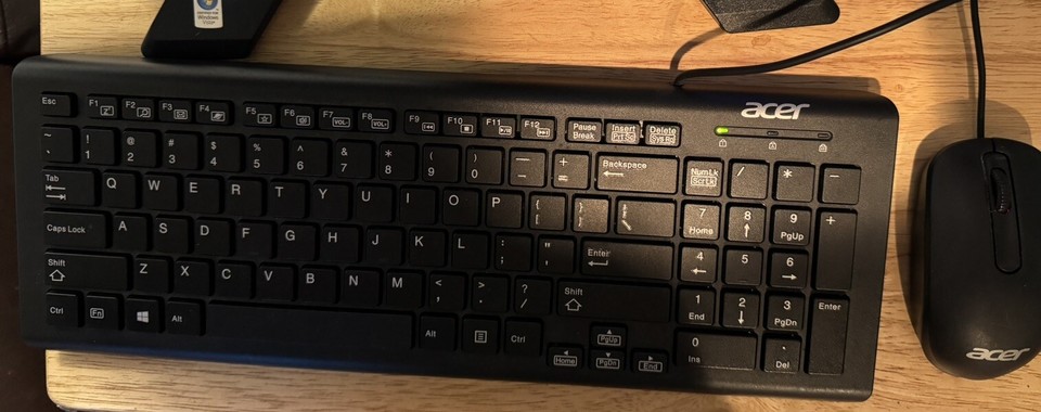 Acer Aspire AXC-603G-UW15 Desktop Computer PC with Keyboard, Mouse, and ...
