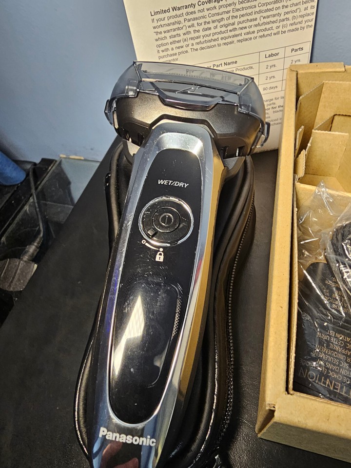 Panasonic ARC5 Electric Razor Pop-up Trimmer Wet Dry 5-Blade ES-ALV6H ...