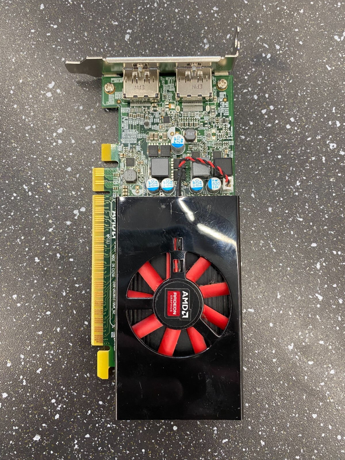 AMD Radeon R7 450 4GB GDDR5 Graphics Card - 2x DisplayPort | eBay