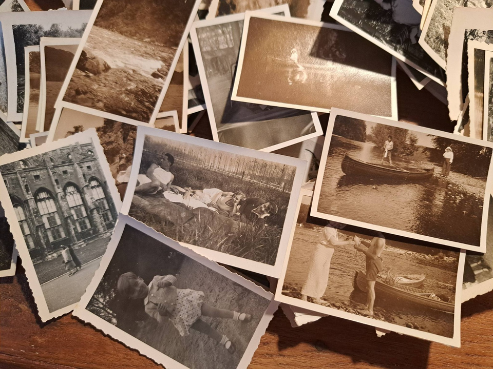 Collection of 400+ Small Vintage Snapshot Photographs And Negatives ...
