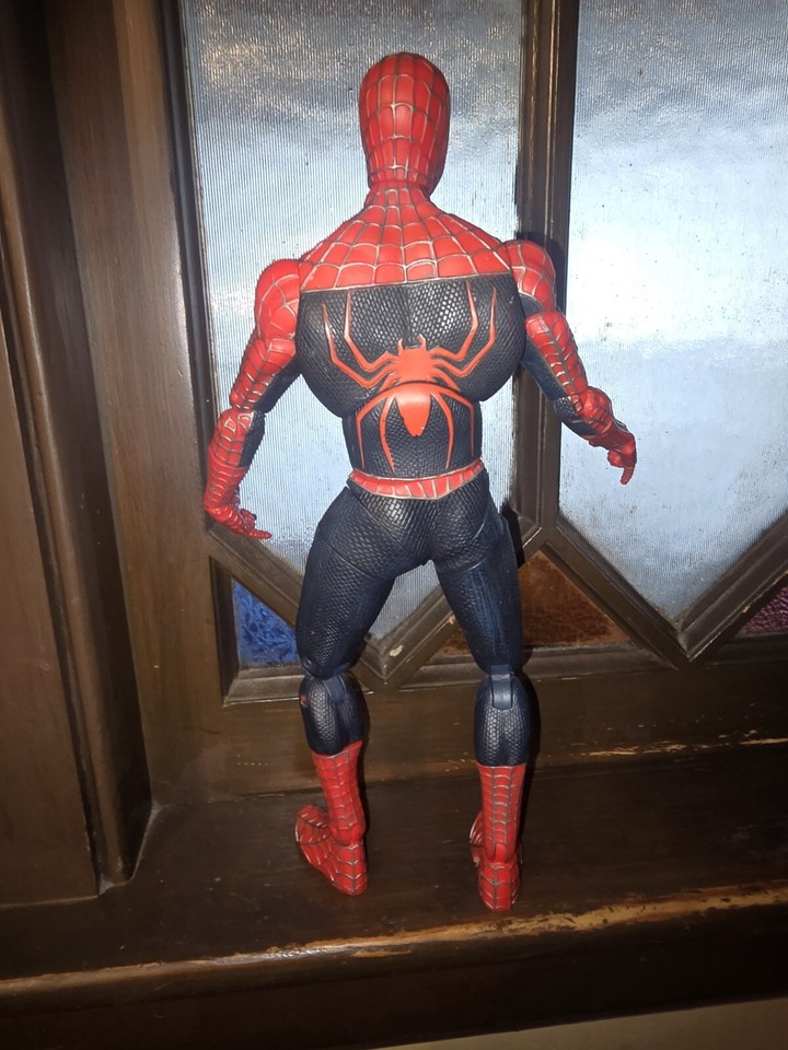Marvel Legends Super Poseable 12-inch Spider-Man Movie Action Figure ...