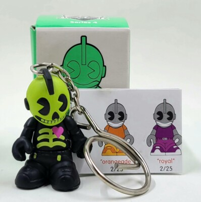 Kidrobot Super Mini Keychain Series 4 SKULLY ?/?? Super Rare | eBay