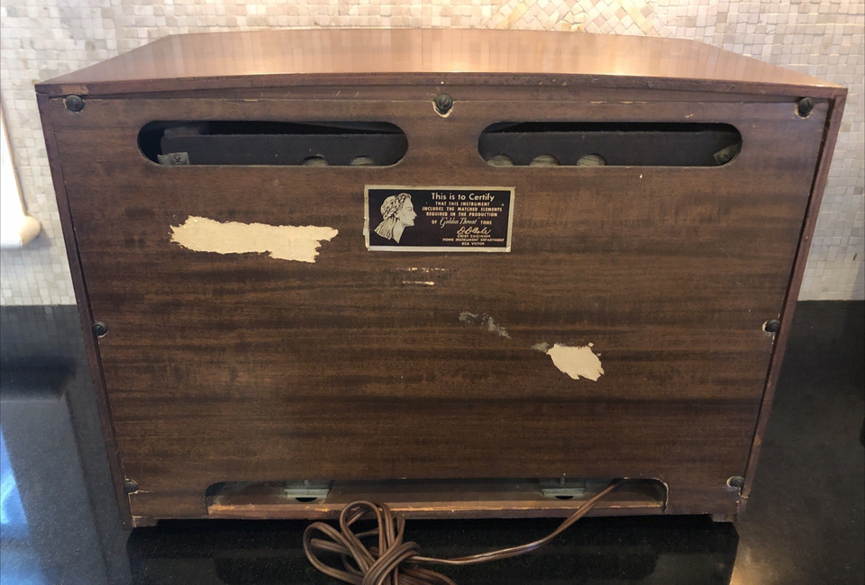 RCA Victor Golden Throat FM Tube Radio 17”x12”x9” Perfect Working ...