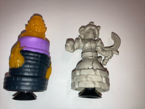 Akedo Ultimate Arcade Warriors Stone Statue & Flame strike barrel ...
