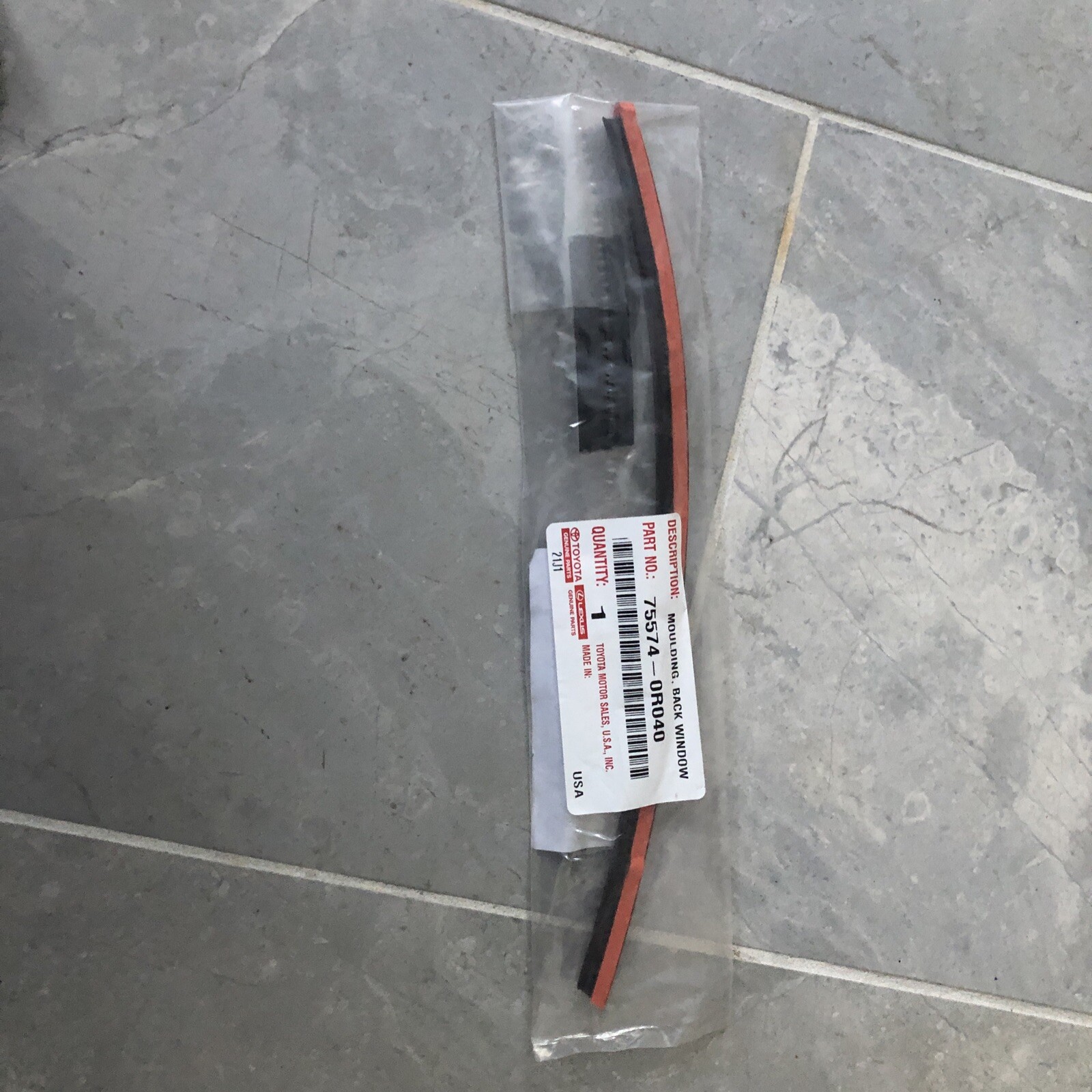 Genuine 2013-2018 Toyota RAV4 Liftgate Reveal Molding, Left 75574-0R040 ...