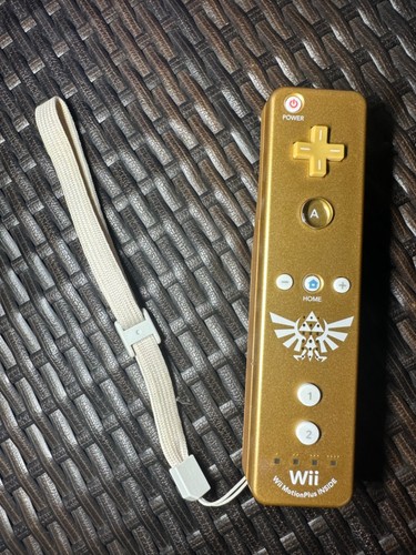 Nintendo Wii Zelda Skyward Sword Gold Remote Controller Motion Plus ...