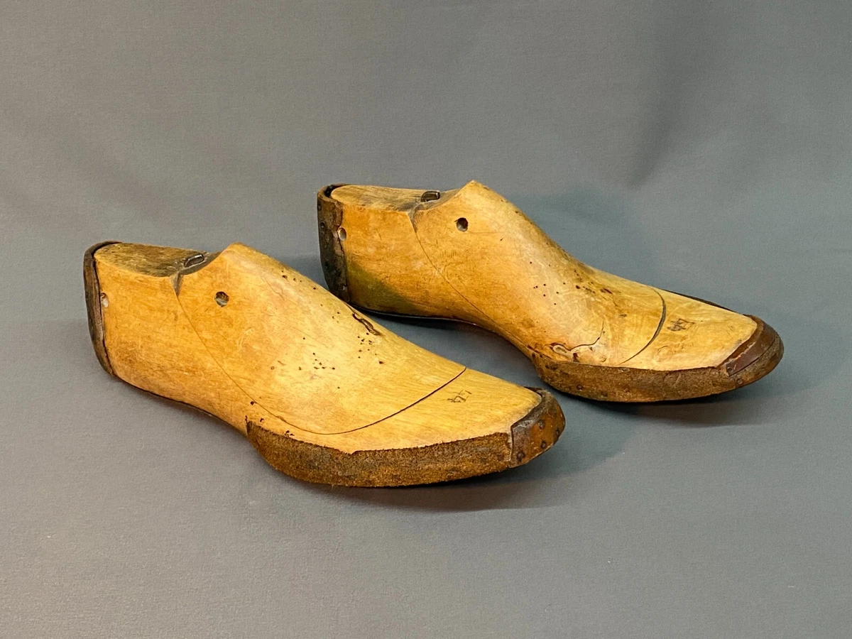 Cobbler Shoe Form