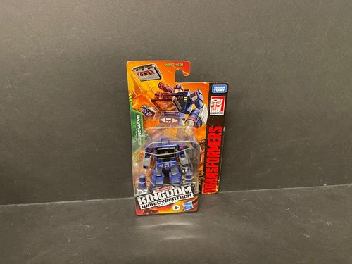 Soundwave Hasbro Transformers Generations WFC Kingdom Core ...