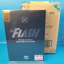 DC Multiverse The Flash (Gold Label - Black & White Accent Edition)