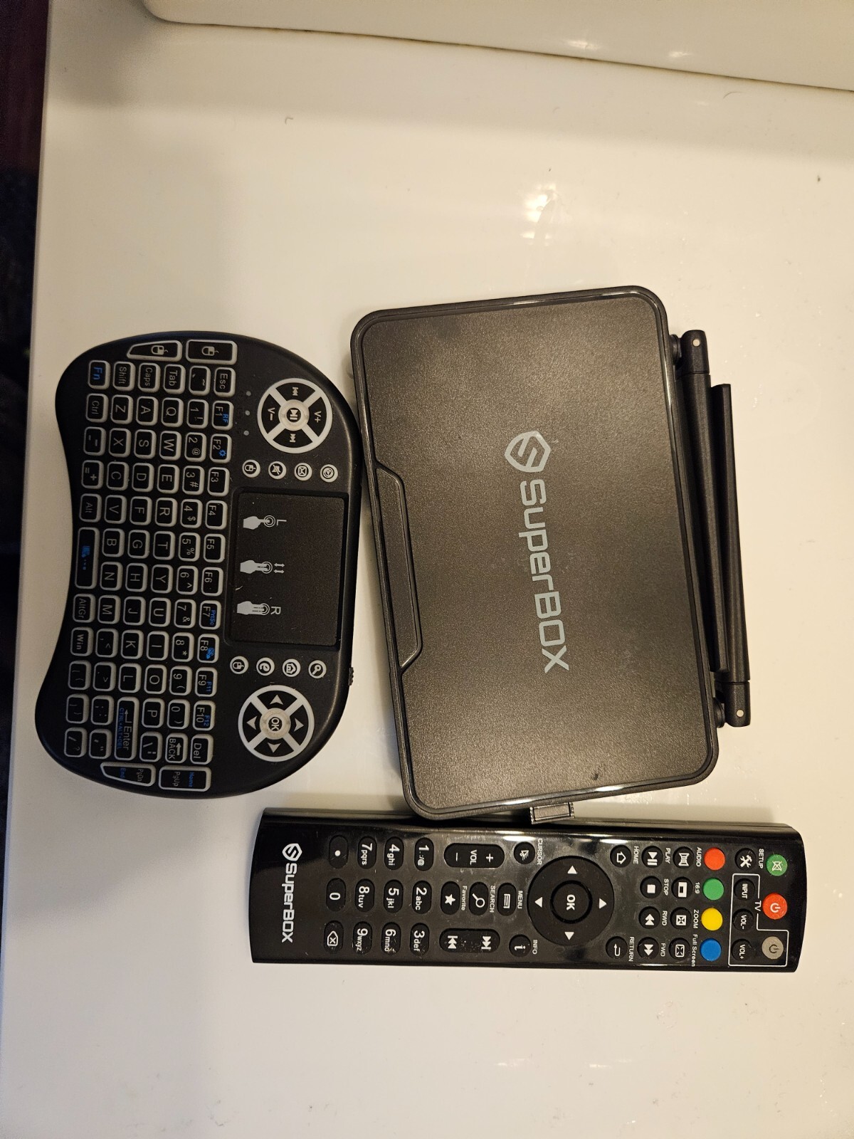 SuperBox S2 Pro Android TV Box 2 remote controls pic included ...