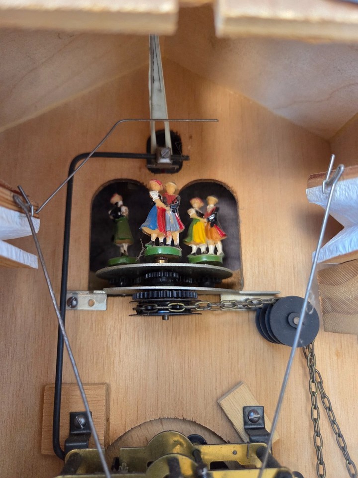 NR VINTAGE Black Forest Cuckoo Clock Musical Dancers 3-Weight Hunt ...
