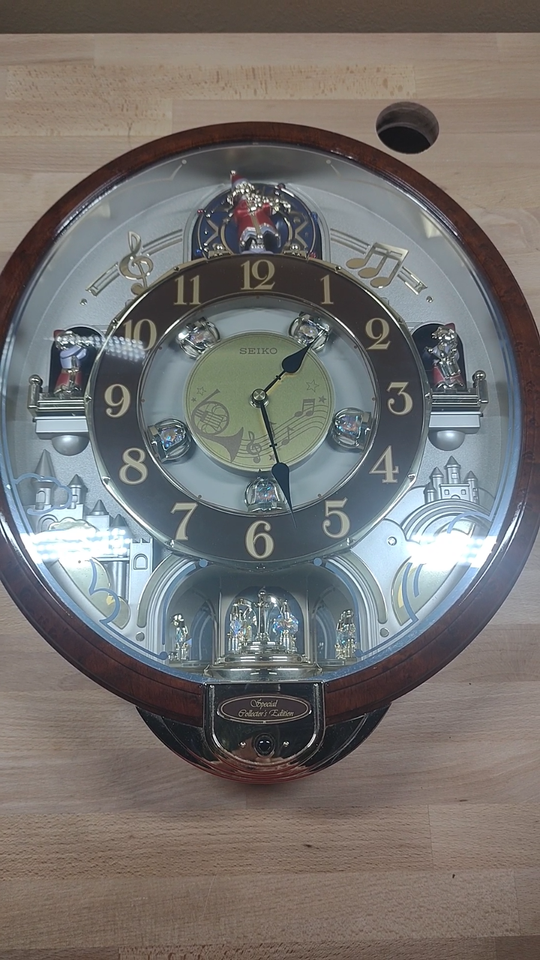SEIKO Melodies In Motion Wall Clock Special Collector's Edition With 12 ...