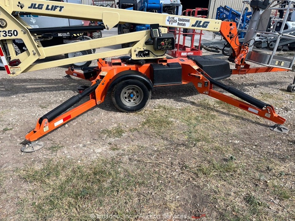 2021 JLG T350 35' Electric Towable Boom Lift Man Aerial Platform ...