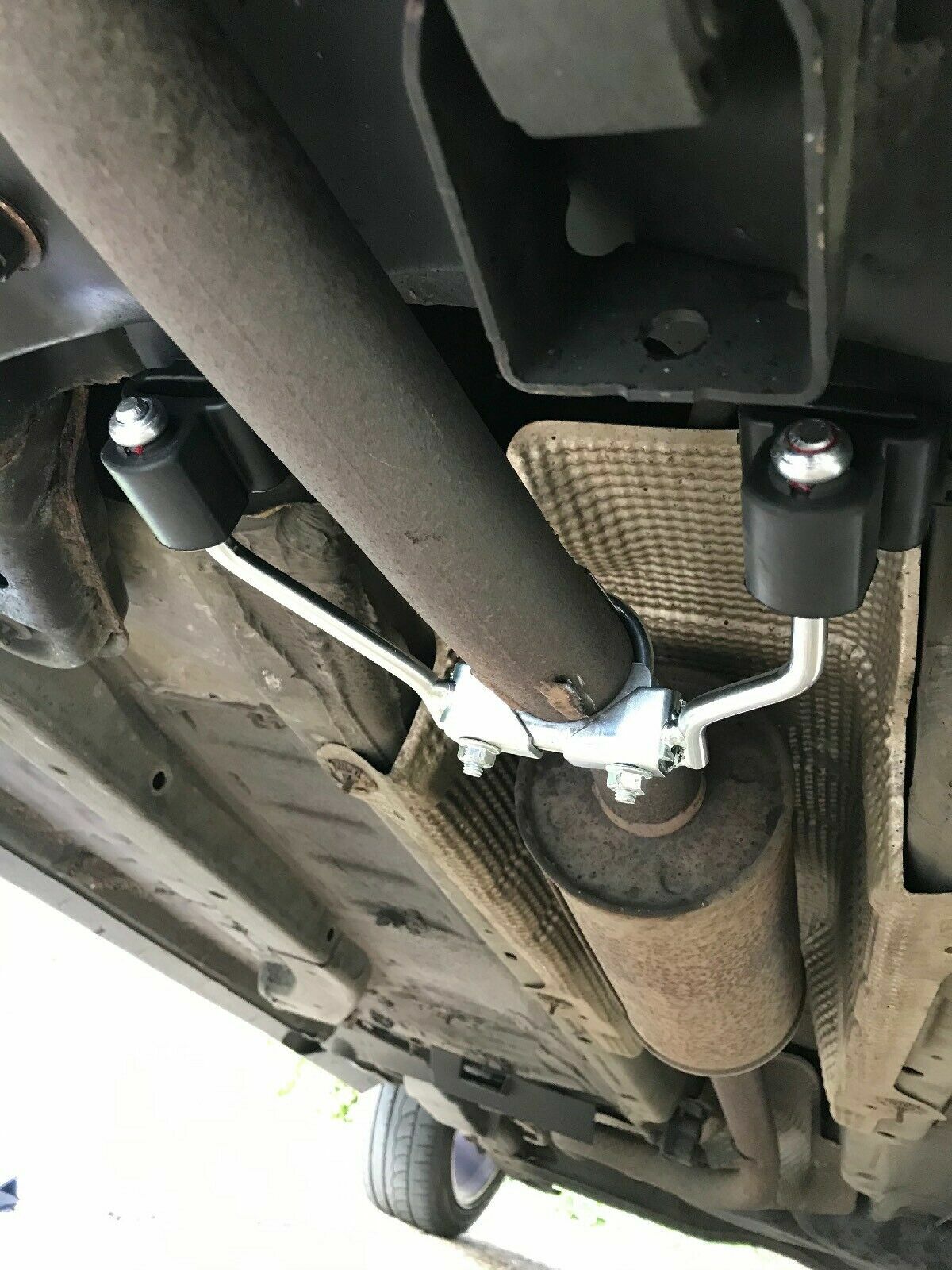 Citroen C3 DS3 1.4VTi 16v, 1.6 VTi Front Exhaust Hanger Mount Repair ...