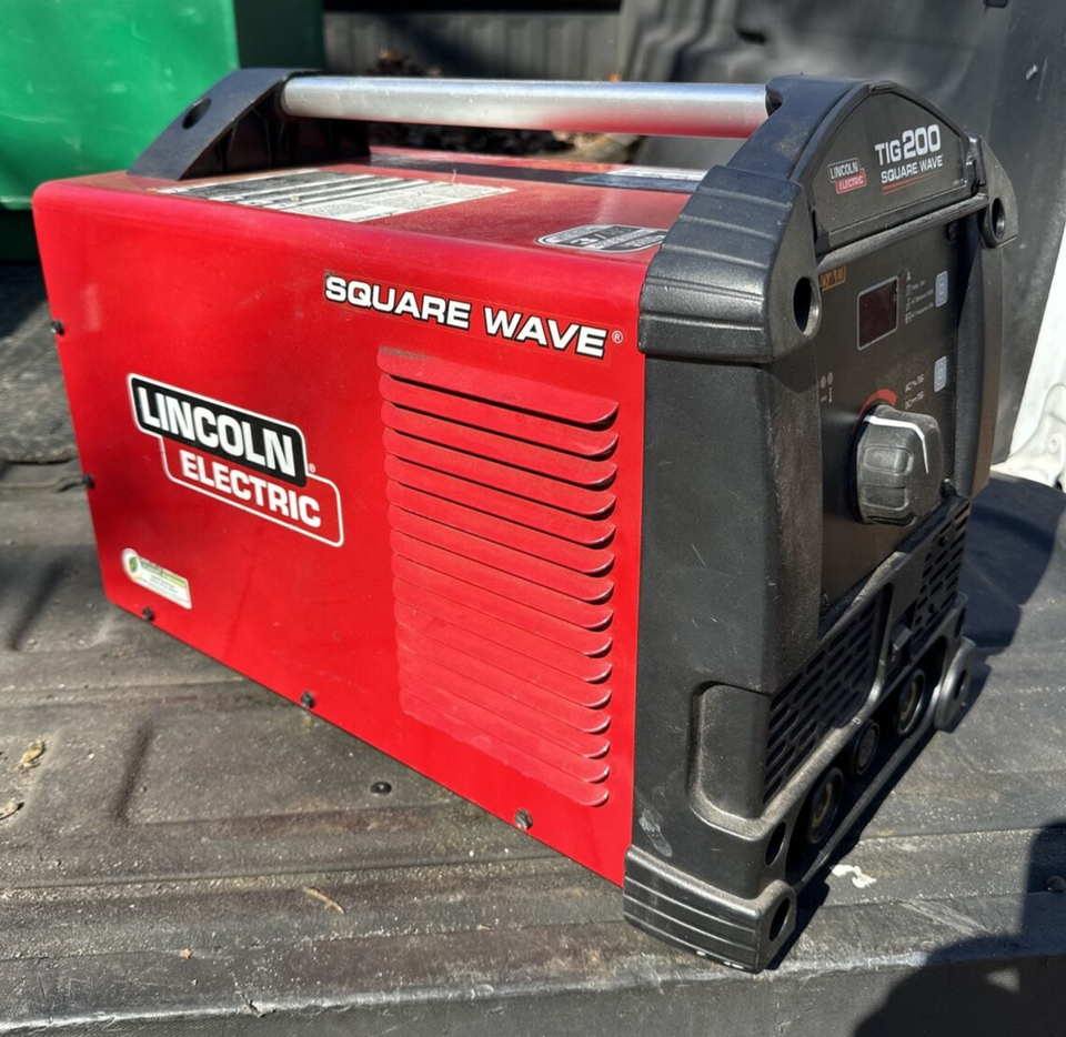 Lincoln Square Wave 200 Tig Welder FOR PARTS Or REPAIR AC DC Welding ...
