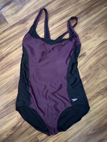 Speedo Women’s Purple Black One Piece Swim Suit Lightly Padded ...