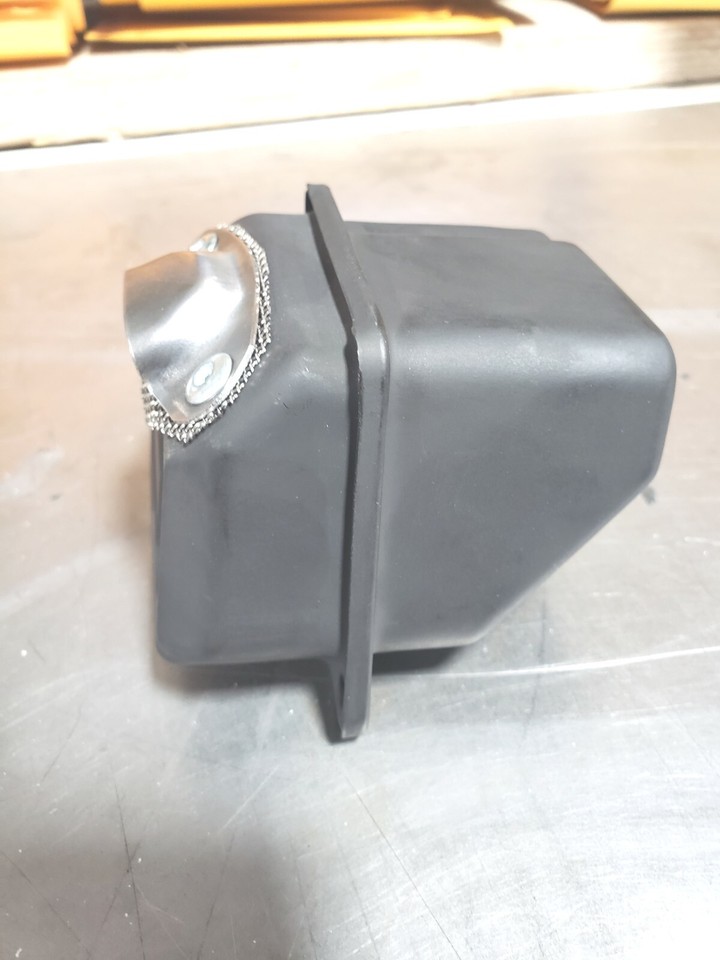 Dual Port Chainsaw Muffler Exhaust For Stihl 024 026 MS MS260 Chain saw ...