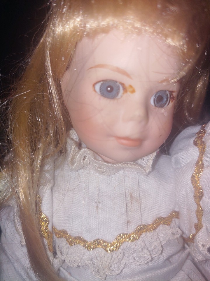 MOST HAUNTED DOLL ON EBAY With A Tragic History Of Evil ~ Read ...