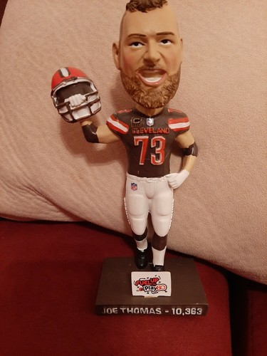 Joe Thomas Bobblehead Cleveland Browns 2017 SGA 10,363 Consecutive ...