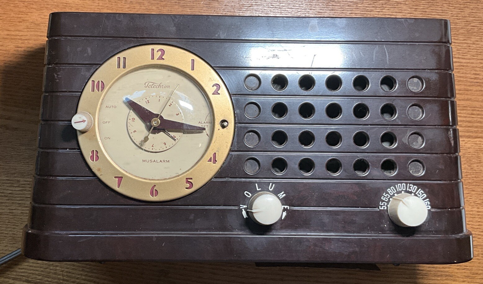 TELECHRON MUSALARM TUBE AM CLOCK RADIO BAKELITE MODEL 8H59 | eBay