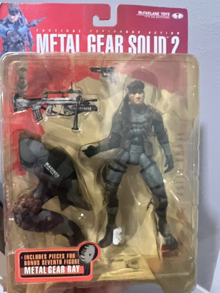 Metal Gear Solid 2 Sons of Liberty Solid Snake Action Figure McFarlane ...