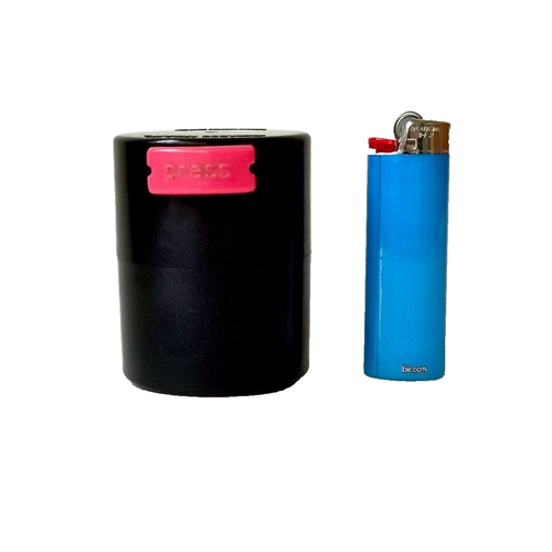 Tightpac Tightvac Mini-Vac vacuum-sealed storage container jar — holds ...