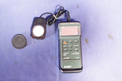 Light & Lux Meters - Extech Instruments