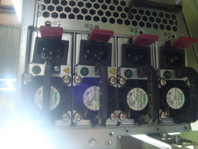 HP DL580 G5 4 x Intel Hex Core 2.7Ghz(Xeon X7460) 128 GB 8x 146.8Gb 2.5 ...