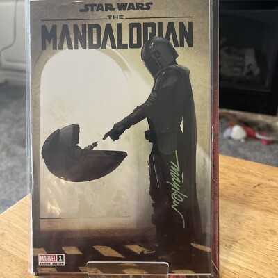 Star Wars: The Mandalorian #1 Signed Mike Mayhew Trade Variant 1st App ...