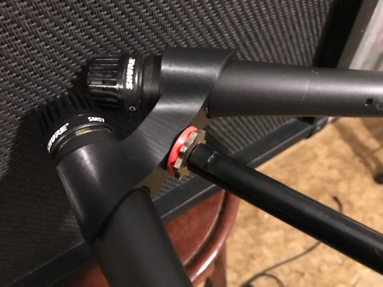 Fredman Shure SM57 Mic Clip 55° 5/8 thread with FREE 3/8 adapter | eBay UK