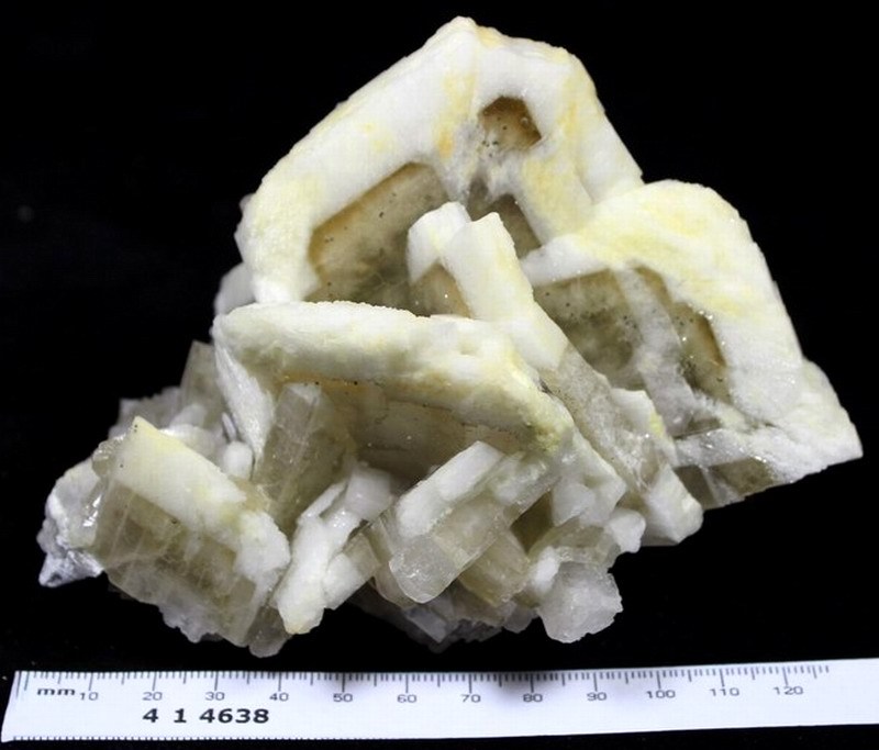 935g 135mm White Barite cluster w/ Glassy Core Mineral Specimen China ...