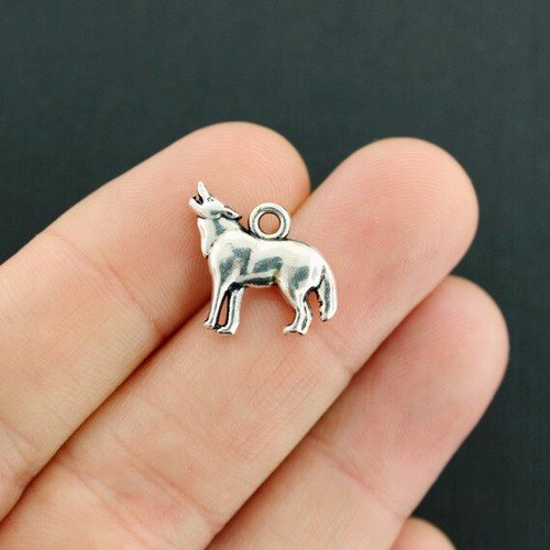 2 Wolf Charms Antique Silver Tone Howling Wolf 2 Sided Amazing Quality ...