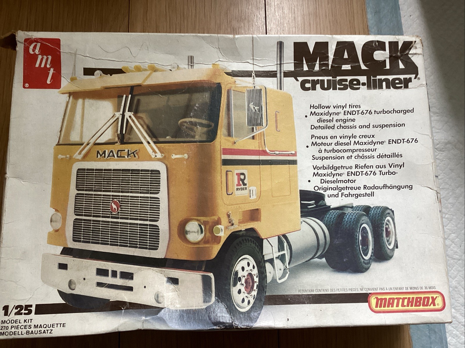 AMT Mack Cruise Liner Kit 1/ 25 # T-536 PK-6112 Matchbox | eBay UK
